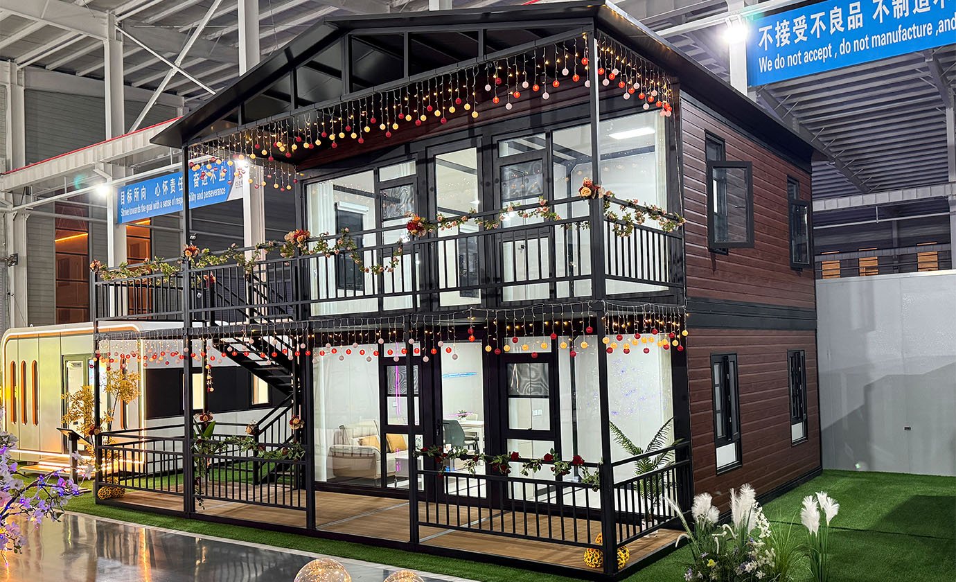 Flat Roof Expandable Folding House