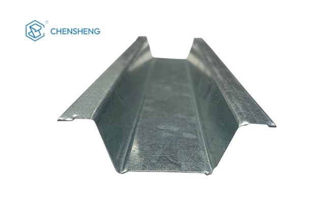 Hat shaped furring channels